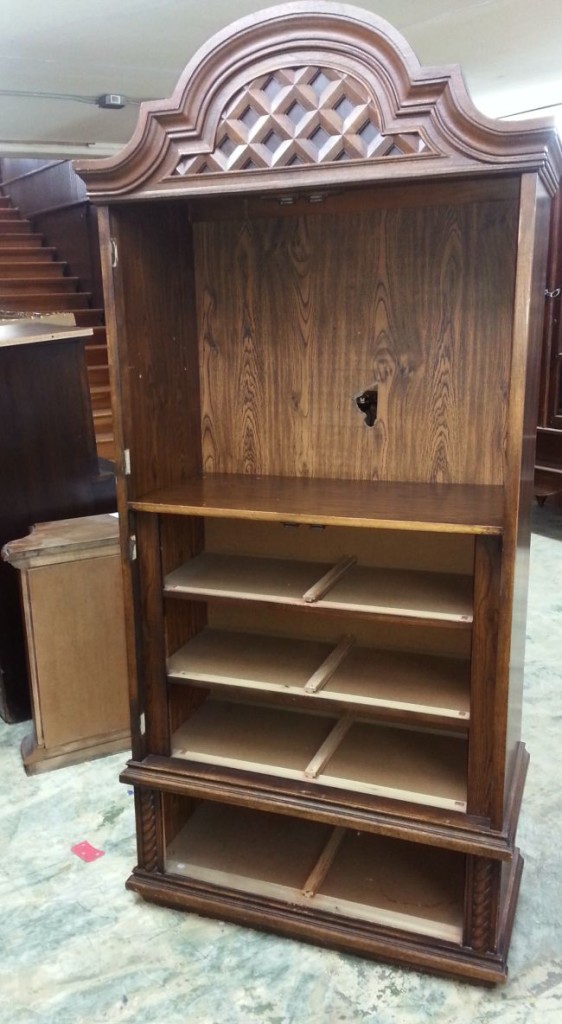 How to Make an Awesome Craft Center out of Furniture - Design Asylum ...